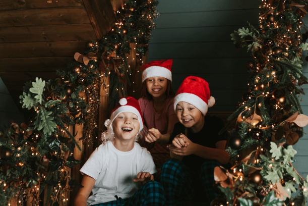 Christmas Scavenger Hunts | The Best Clues and Ideas